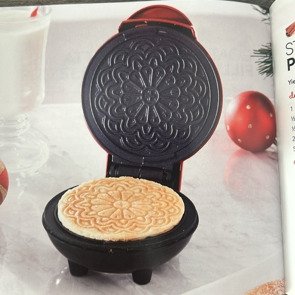 Dash | Kitchen | Dash Mini Pizzelle Maker With Recipe Book New | Poshmark